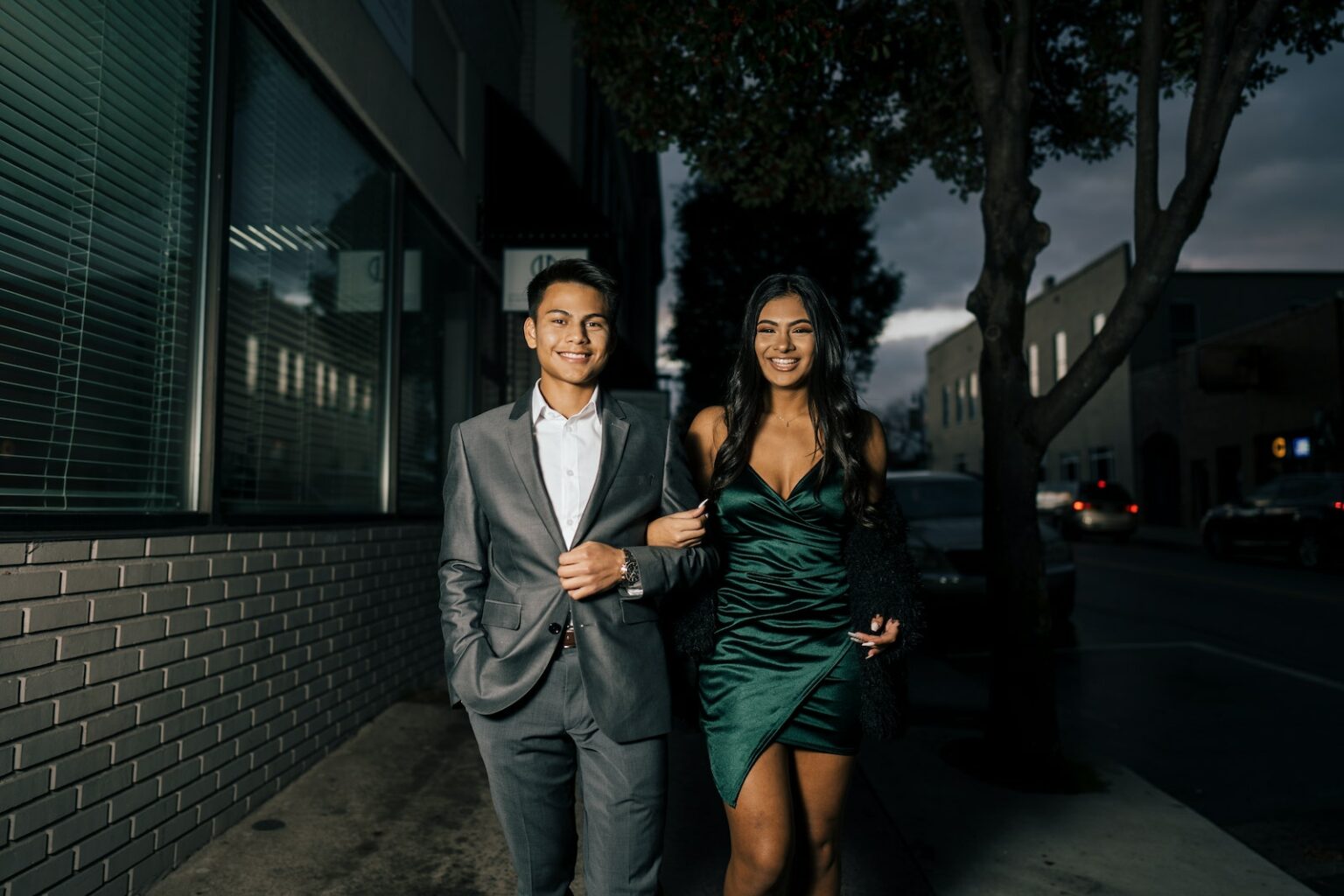 Dress Codes: Understanding Their Impact on Workplace Culture - The Refined